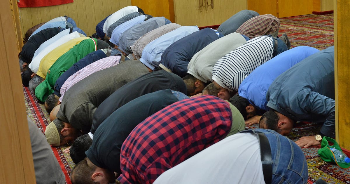 Grüne veranstalten Ramadan-Gebet