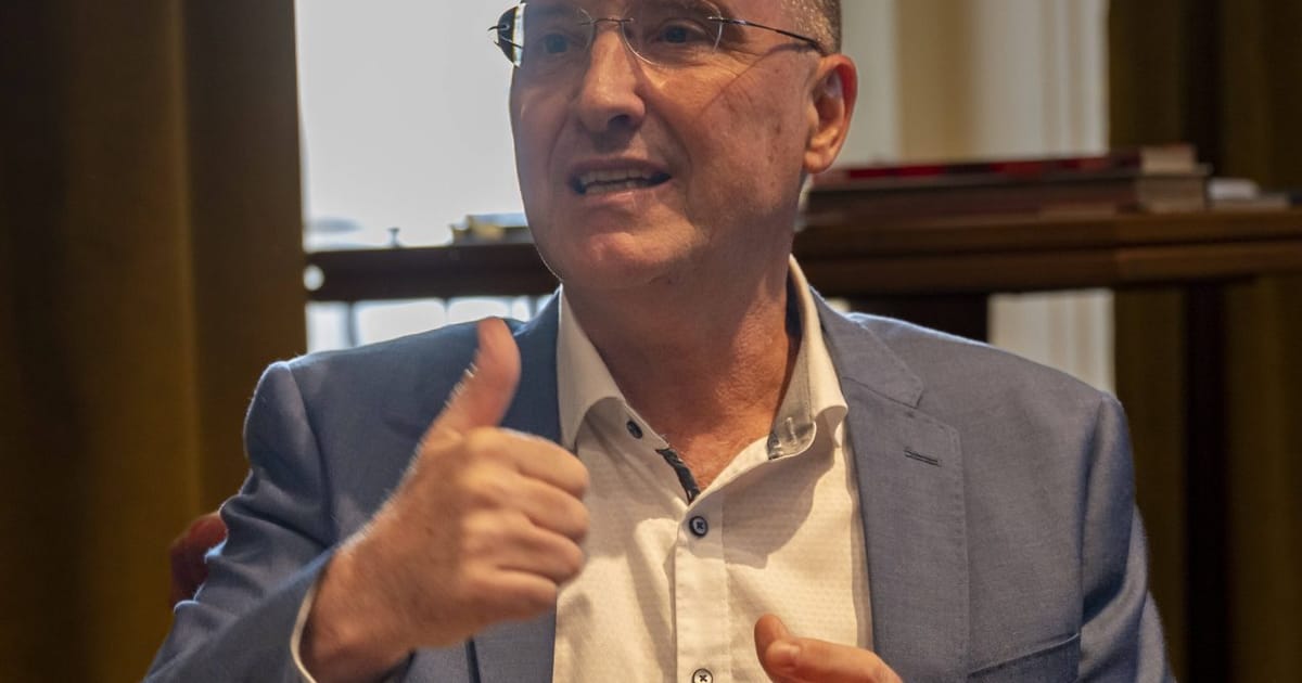 Otto-Chef: „SPÖ treibt NEOS und ÖVP mit Nasenring durch Zirkuszelt“
