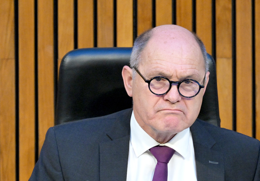 Handfeste Überraschung: Nationalratspräsident Sobotka kehrt Politik den ...