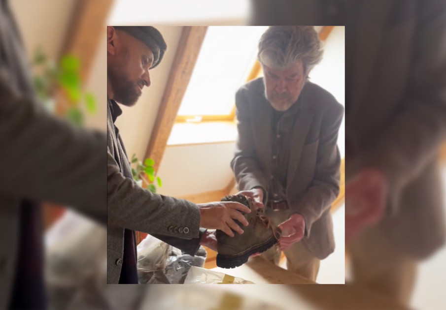 Endlich! Bergsteiger-Ikone Reinhold Messner bekommt zweiten Schuh von ...