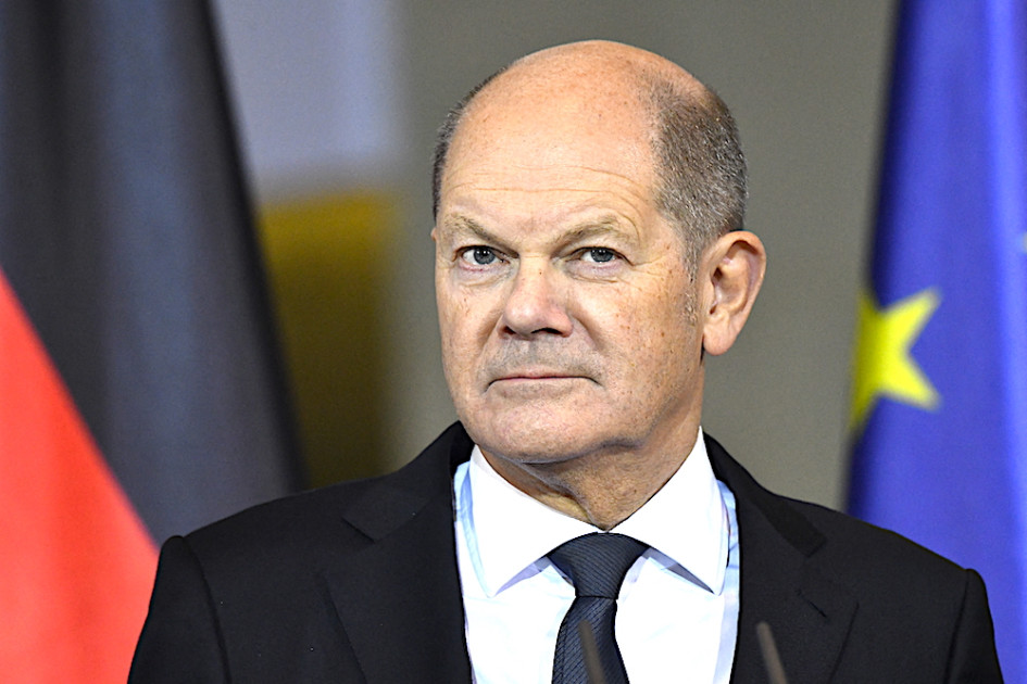 Es ist passiert: Deutschlands Kanzler Scholz hat Minister Lindner ...