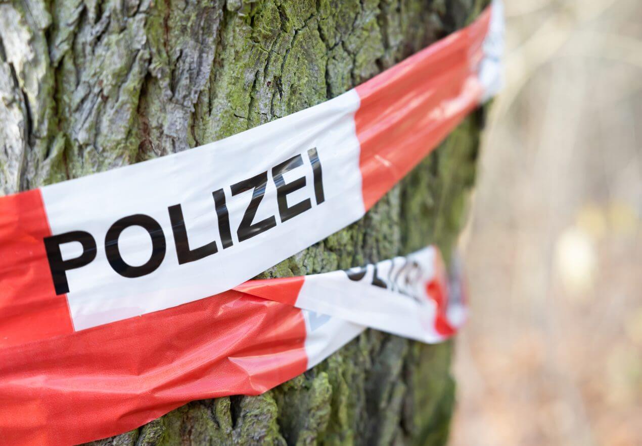 Schwerer Unfall im Innviertel: Ein Toter und vier teils schwer Verletzte | Exxpress