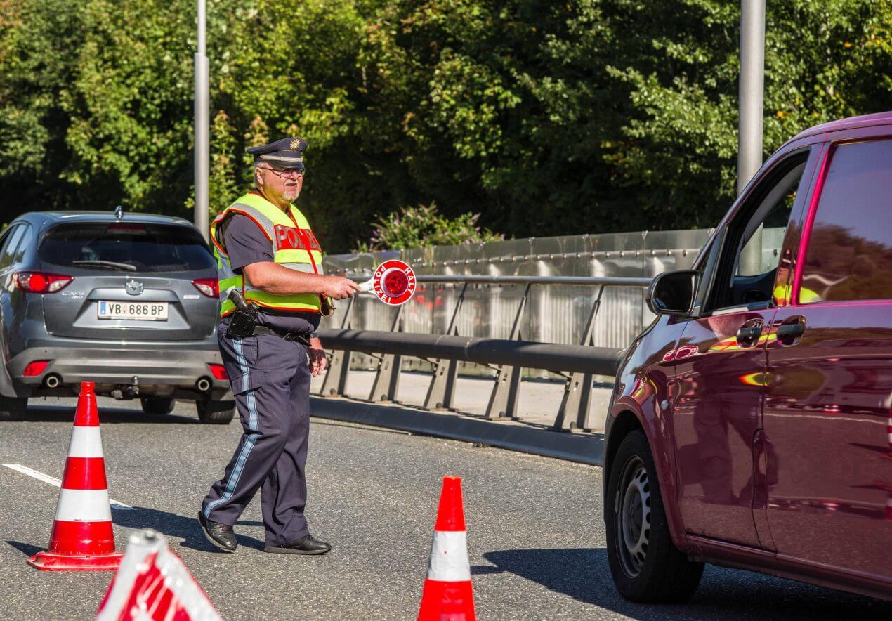 Strenge Grenzkontrollen in Deutschland: Das sollten Reisende und Pendler beachten | Exxpress