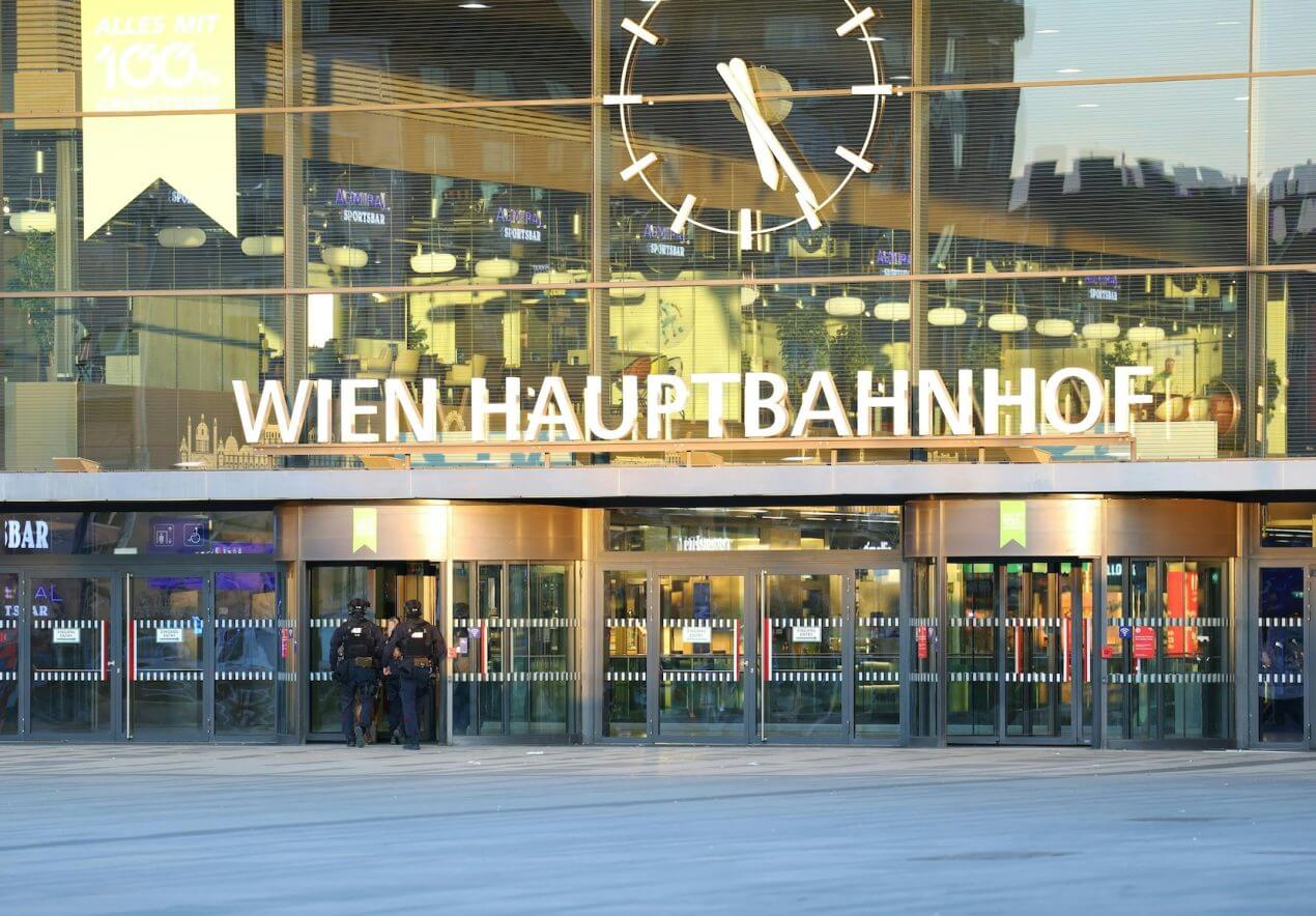 Messerattacke am Wiener Hauptbahnhof: Streit mit Mutter eskalierte ...